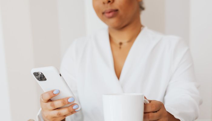 How to prevent iPhone's low power mode from disabling