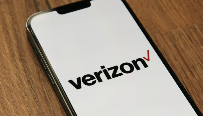 Verizon among 11 other apps grapples with outage in USA