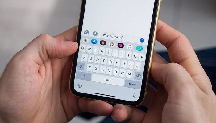 How to send messages without Wi-Fi or cellular connection on iPhone
