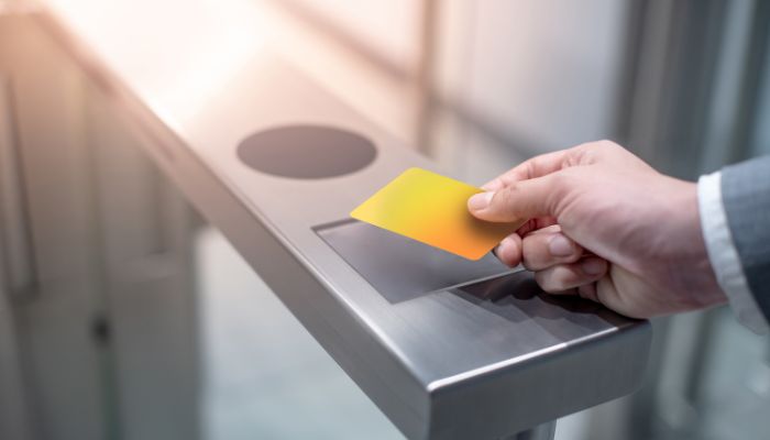 Govt replaces vehicle registration booklets with smart cards